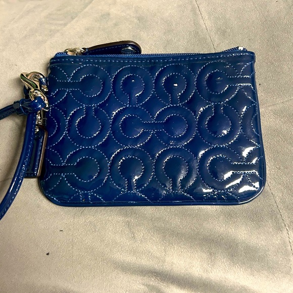 Coach | Bags | Coach Royal Blue Quilted Wristlet With Silver Accents ...